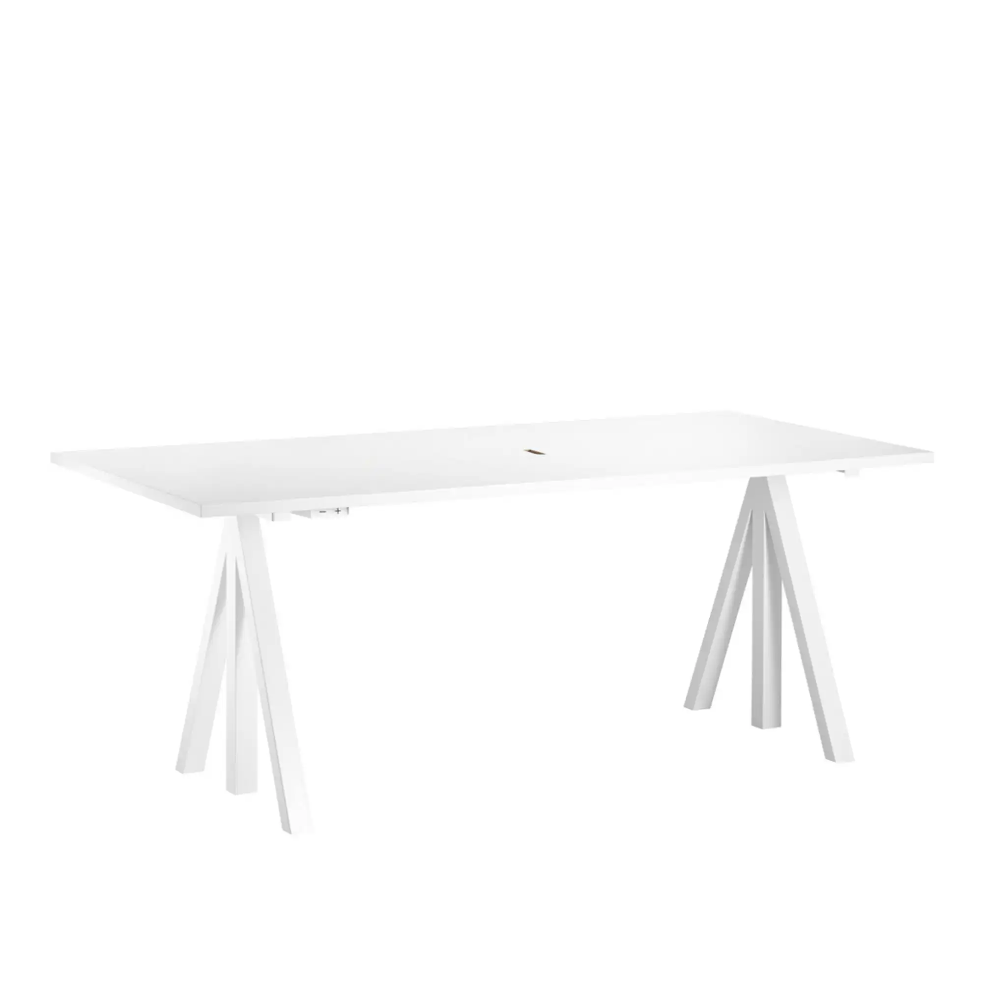 Köp Arco Desk Från Design House Stockholm | Länna Möbler Köp Arco Desk Från Design House Stockholm | Länna Möbler